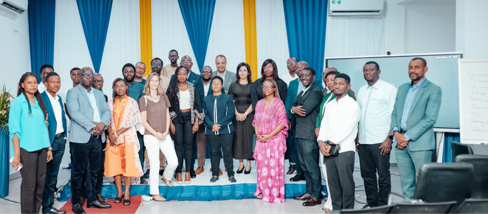 Retour sur... Cocktail de lancement du Chapter Côte d'Ivoire | Dauphine ...